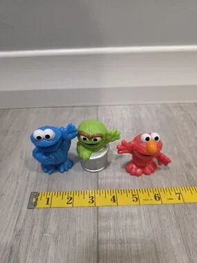 Sesame Street | Toys | Sesame Street Figure Lot Cookie Monster Elmo ...